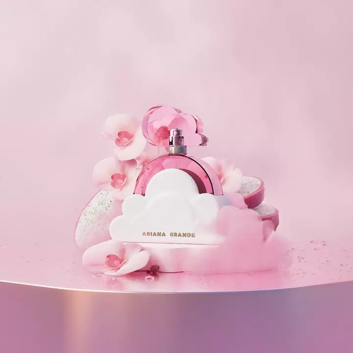 Ariana Grande Cloud Pink Eau de Parfum - Consumos da Martina