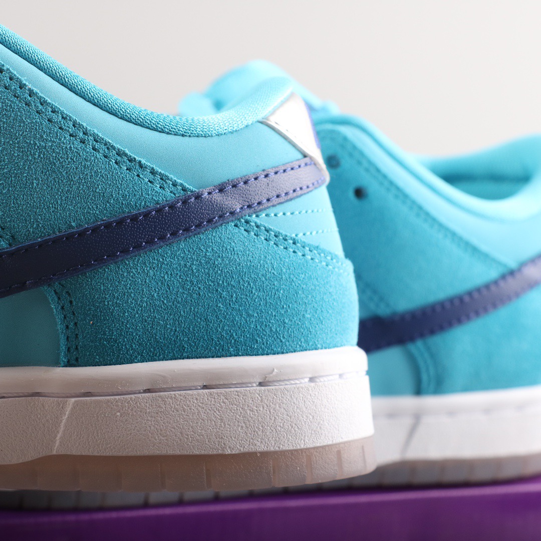 Tênis SB Dunk Low “BLUE FURY” - R store