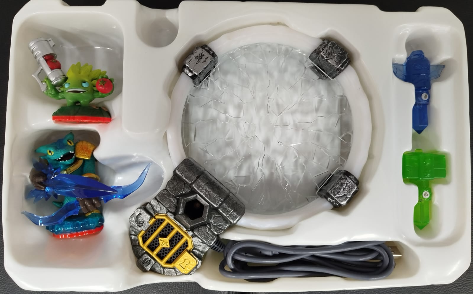 Kit Skylanders Trap Team (Jogo + Bonecos + Base + Caixa) - Xbox 360 ...