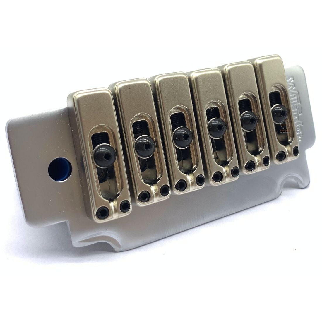 Ponte Tremolo guitarra Wilkinson Vs50 Cromado Fosco 2 pivô - Music ...