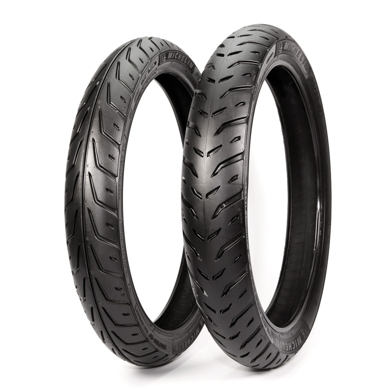 Pneu 110/70-17 Pilot Street Michelin Dianteiro - Vivemos Moto