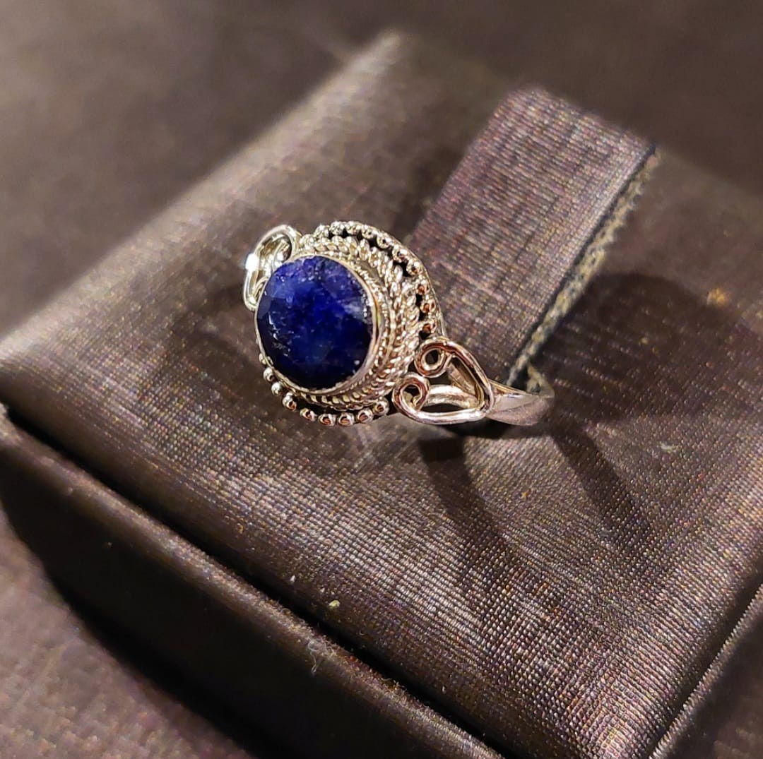 Anel de Prata 925 com Pedra Safira Azul lapidado - Indiano - Prata de ...