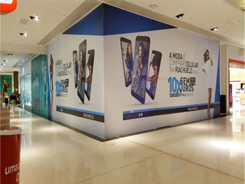 Adesivo para tapume de loja em shopping - Grafica Curitiba 41 3203-5019