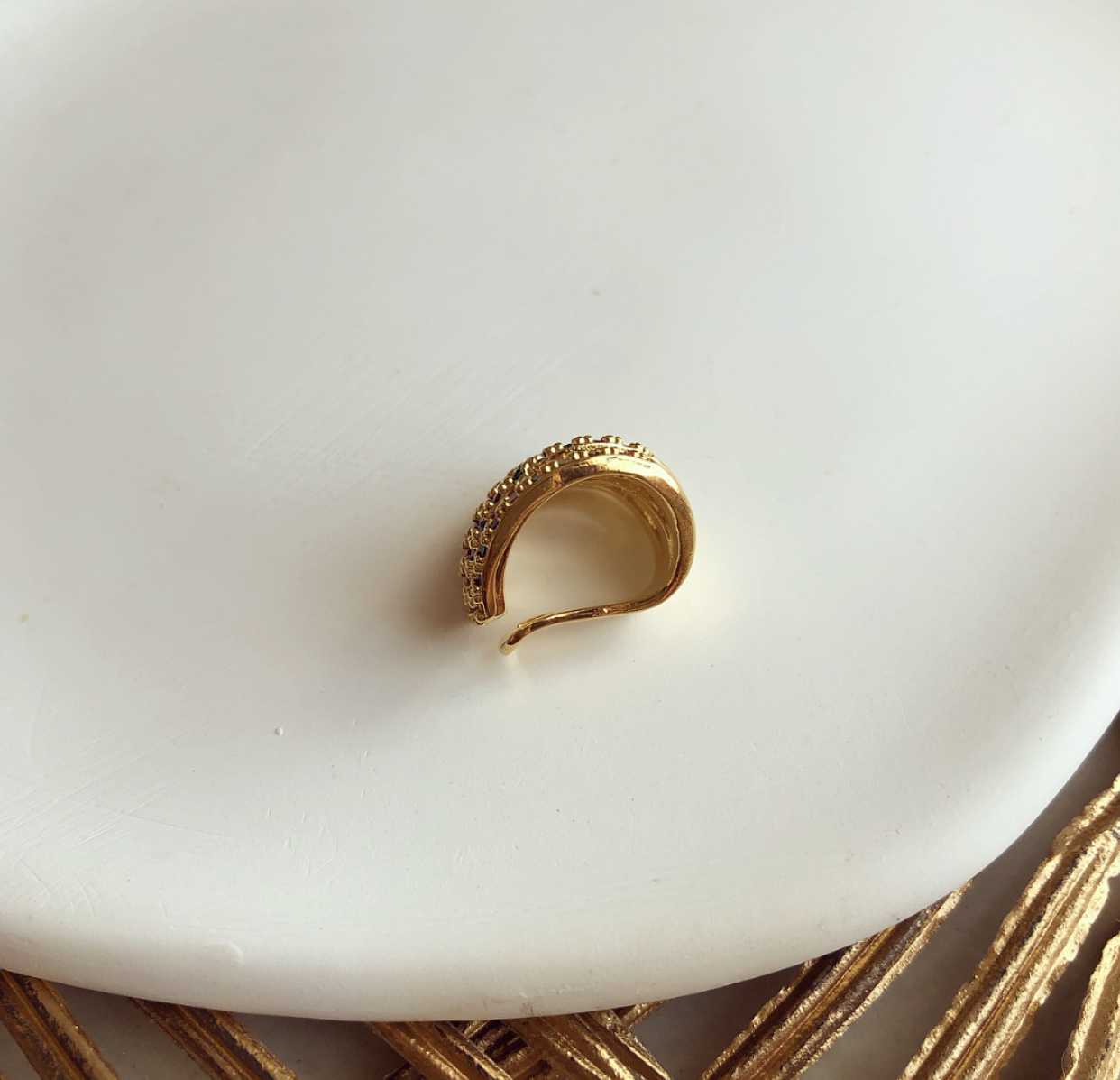 Maxi Piercing de Pressão Grécia com Zircônias Colorida Dourado - Angela ...