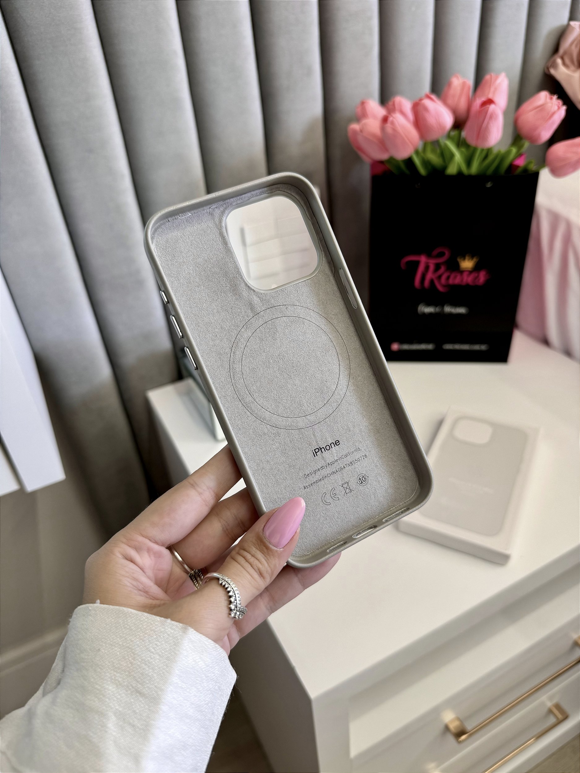 Case Couro Apple CINZA com MagSafe - TK cases