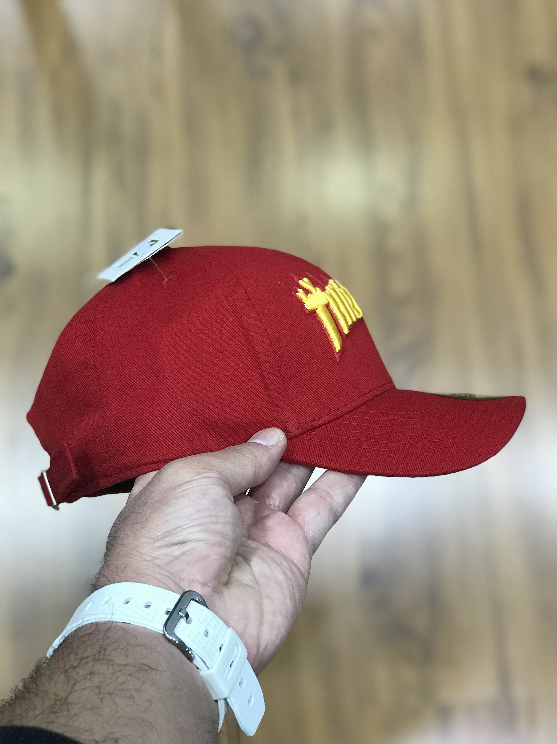 Cap Thrasher Flame Red Strapback Aba Curva - CAPMAFIA ⚡️ @CAPMAFIA011 ...