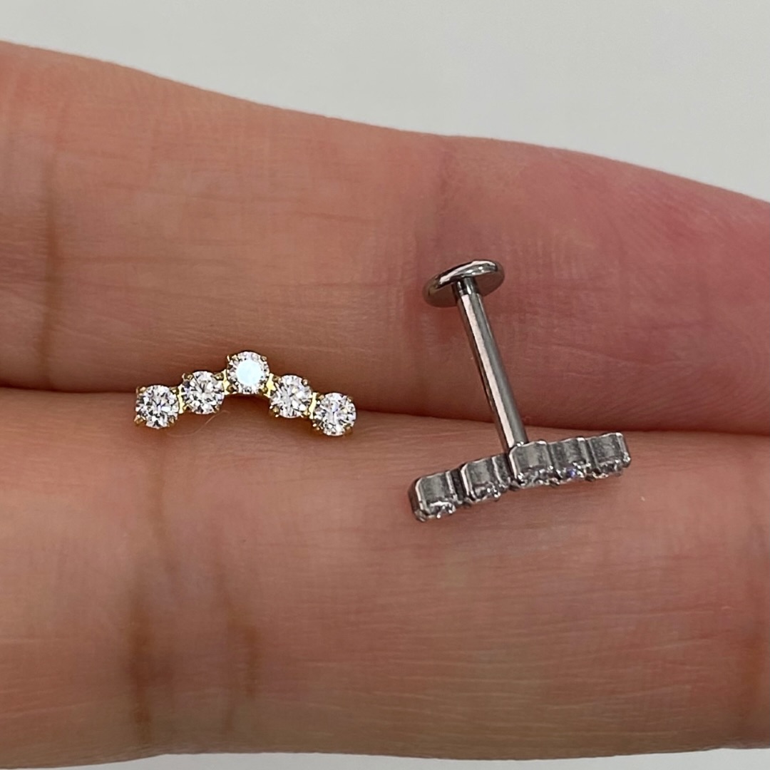 LABRET TITÂNIO CASCATA MINI CURVES - I Love Piercing - Loja Online de Piercings e Brincos