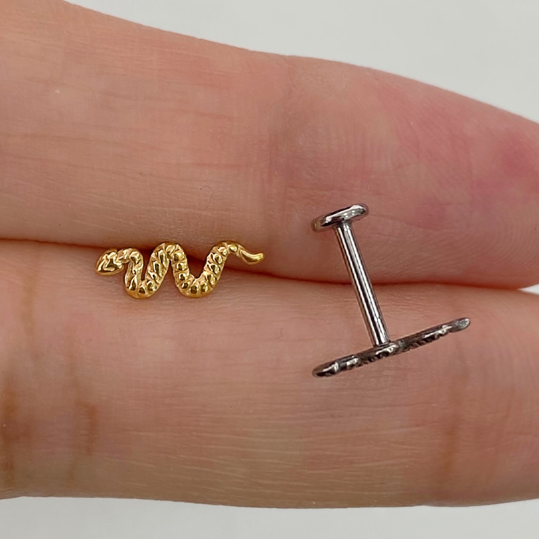 LABRET TITÂNIO COBRA - I Love Piercing - Loja Online de Piercings e Brincos