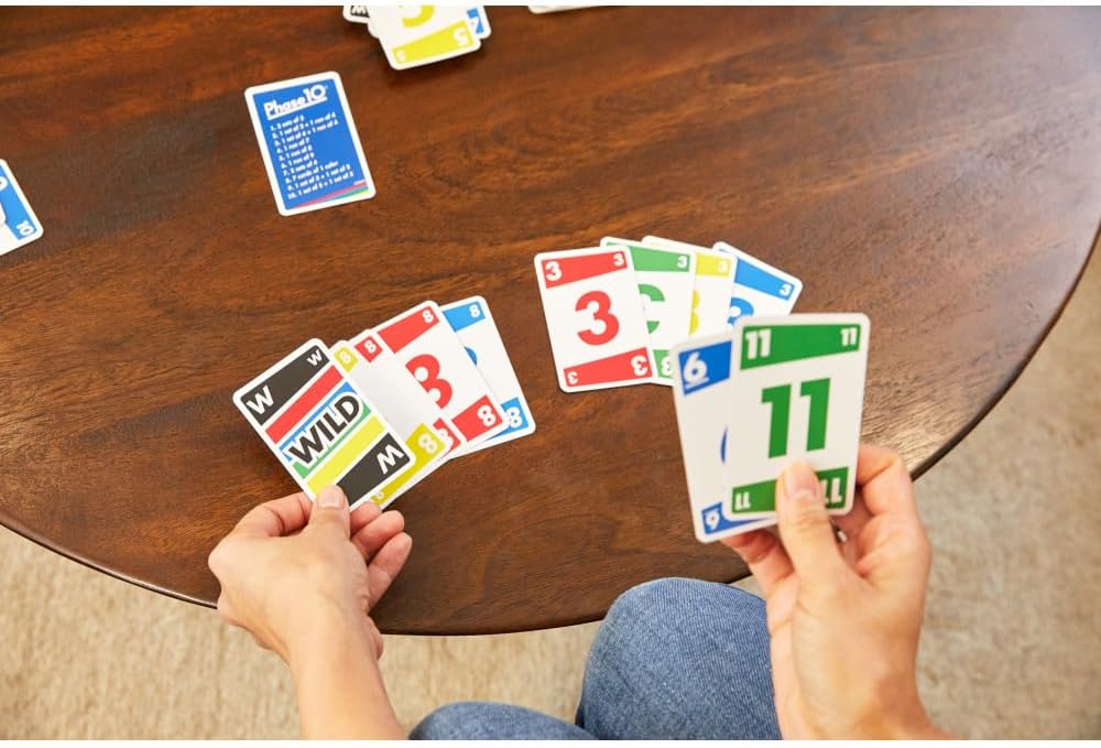 Jogo de Cartas Phase 10 - Cadê Meu Jogo