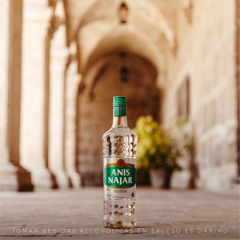 Anisado Anis Najar Seco Especial 750ml - Etiqueta Verde Produto Peruano ...