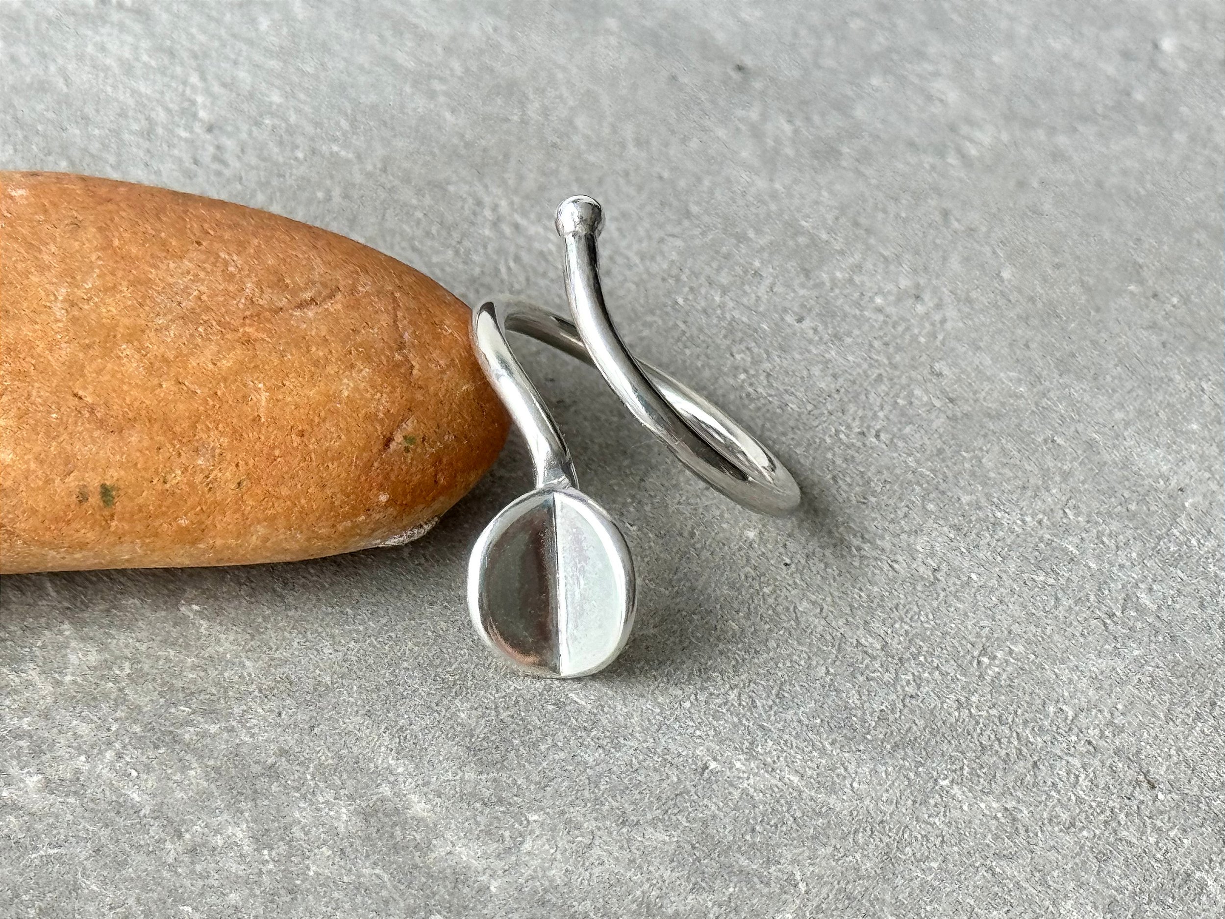 ANEL VINCO SÓ PRATA - Atelier Lu Guerra - Design exclusivo em prata 950