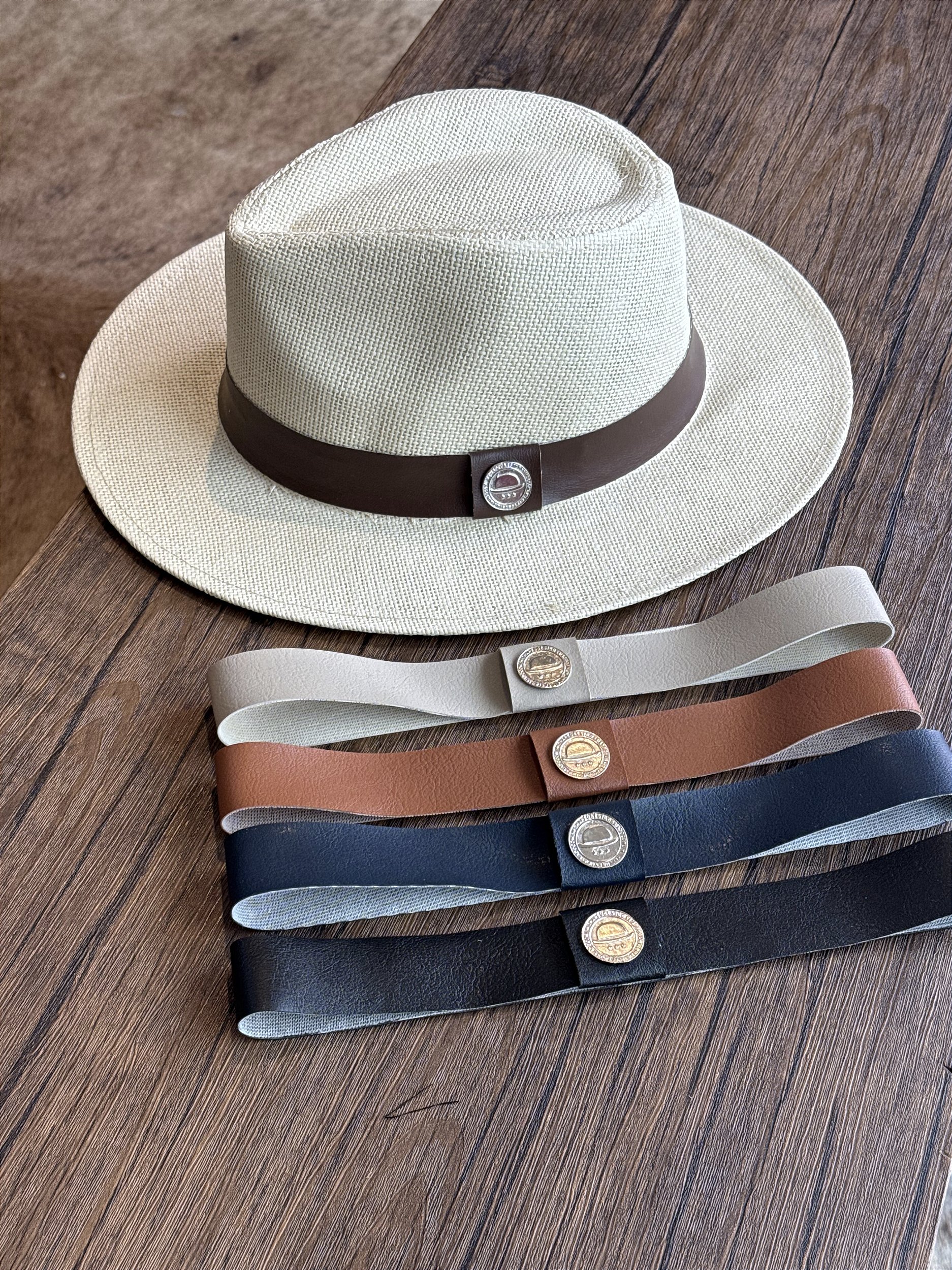 Chapéu Panamá Bege kit com 5 Faixas de Couro - Chapéu & Estilo ...