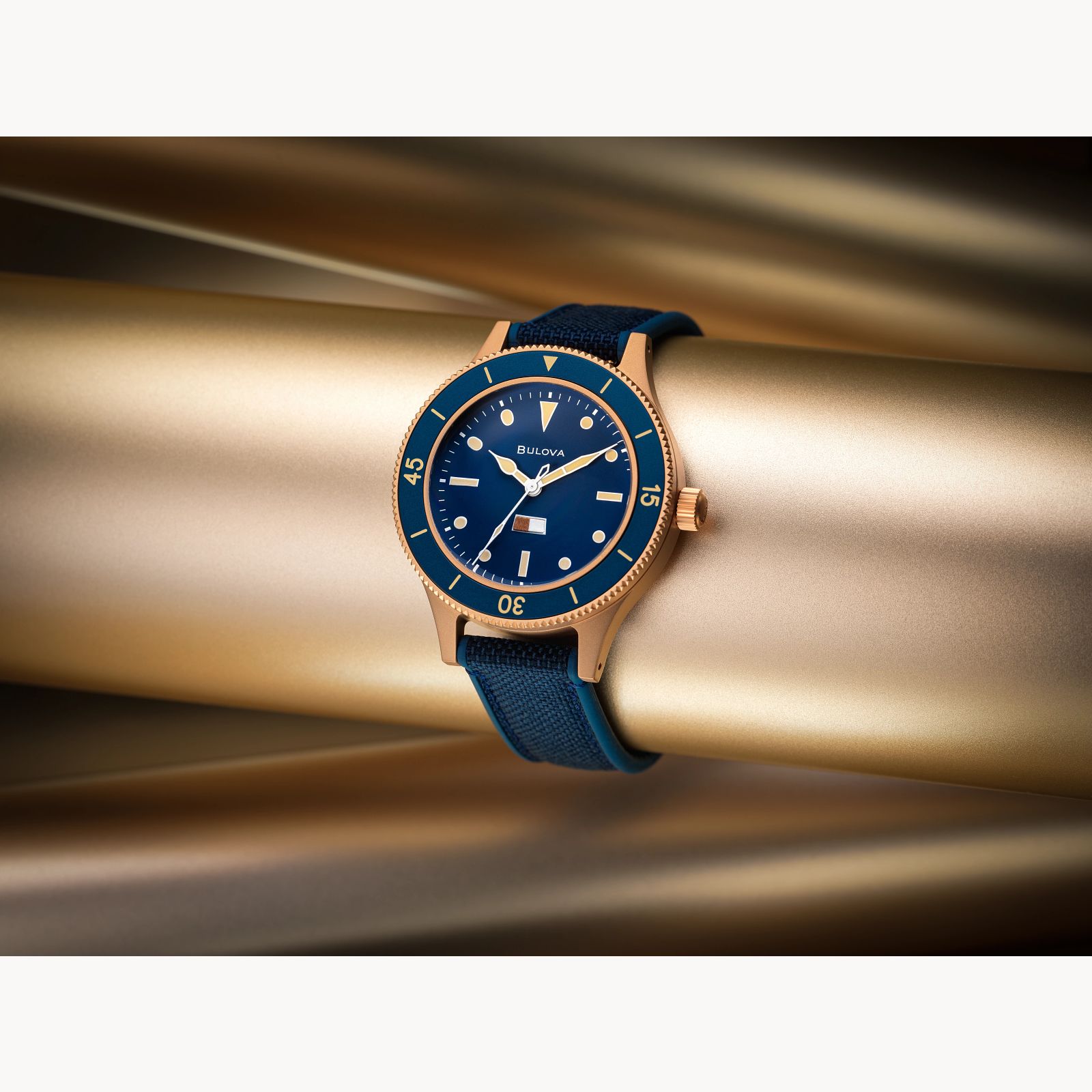 Bulova Mil Ships Bronze Special Edition 98A325 | Automático 41 mm ...