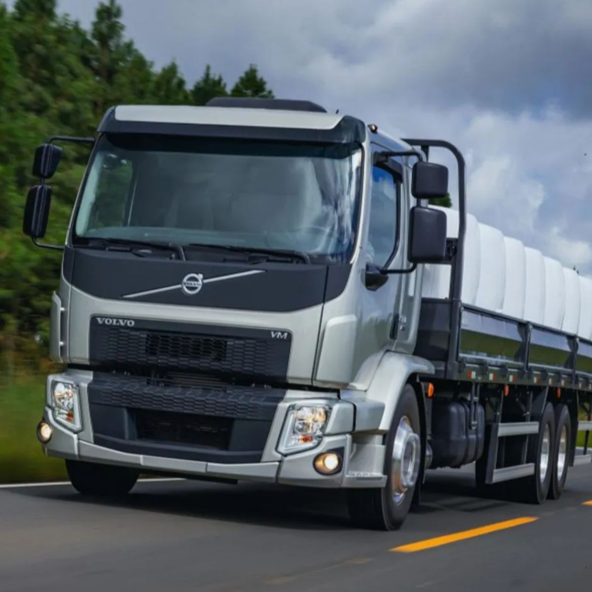 Quebra-sol Volvo VM 2019/2022 - ACRÍLICO - BRUTOEXPRESS | Tudo para Seu ...