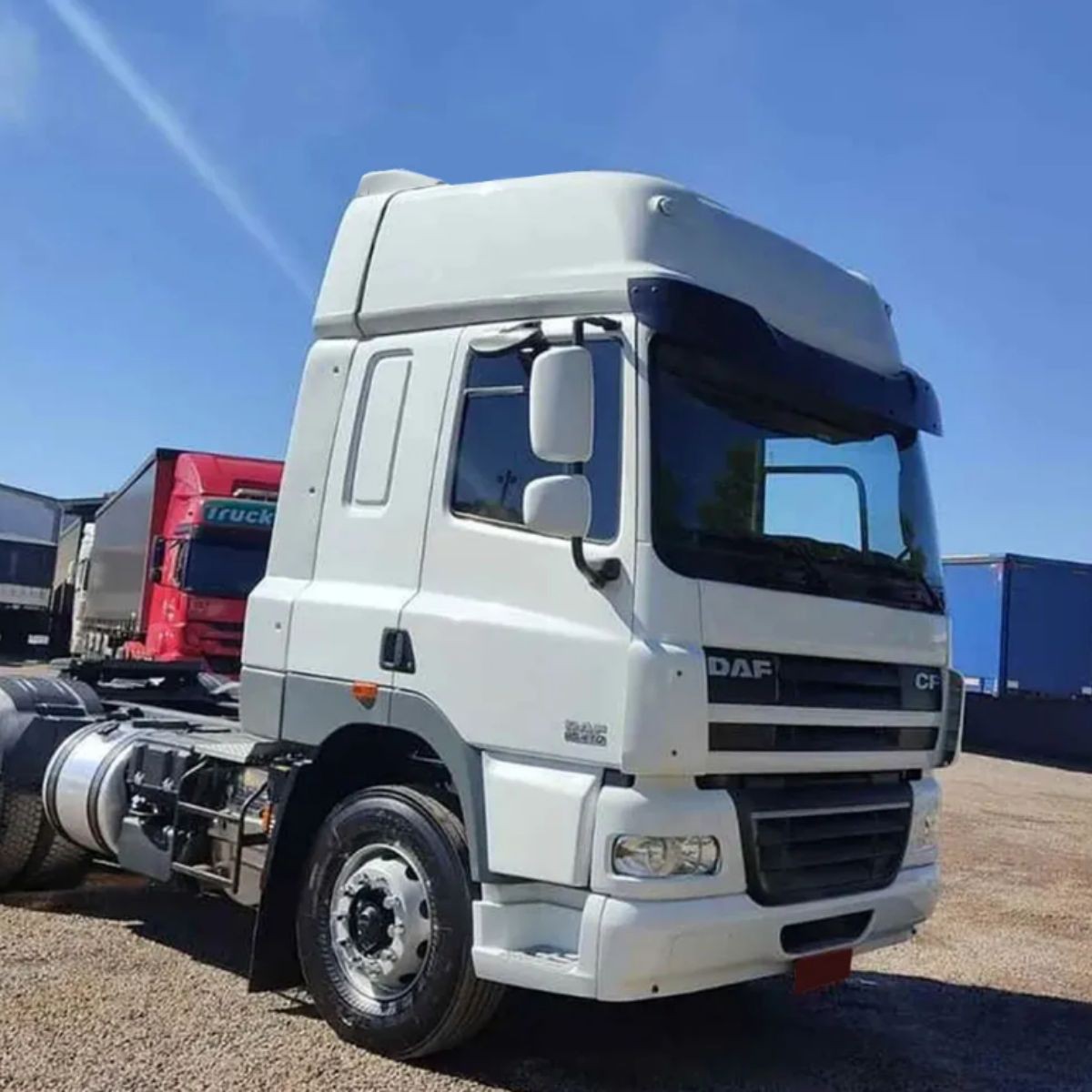 Cegonheiro DAF CF com teto - BRUTOEXPRESS | Tudo para Seu Caminhão
