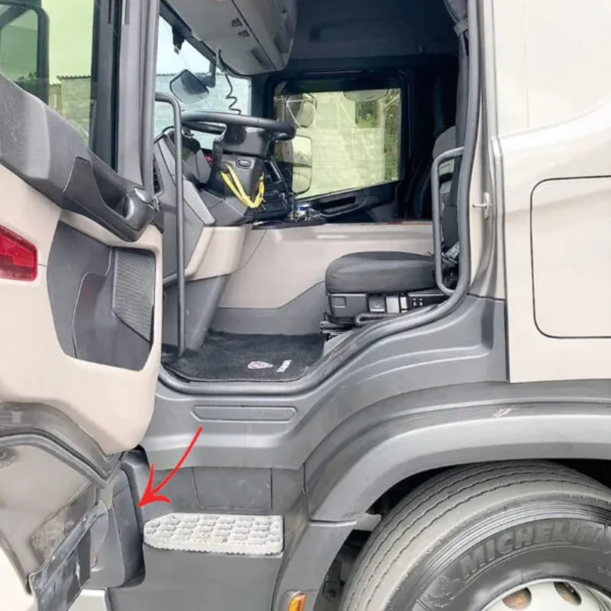 Tampa Moldura Aberta Do Farol Sc Ntg (após 2019) - LE 2707336 ...