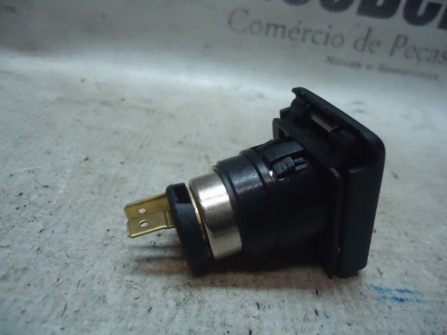 Plug 12v Tomada Honda Hr-v 18/18 Hrv - Geober Auto Peças