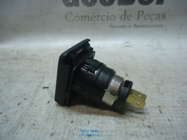Plug 12v Tomada Honda Hr-v 18/18 Hrv - Geober Auto Peças