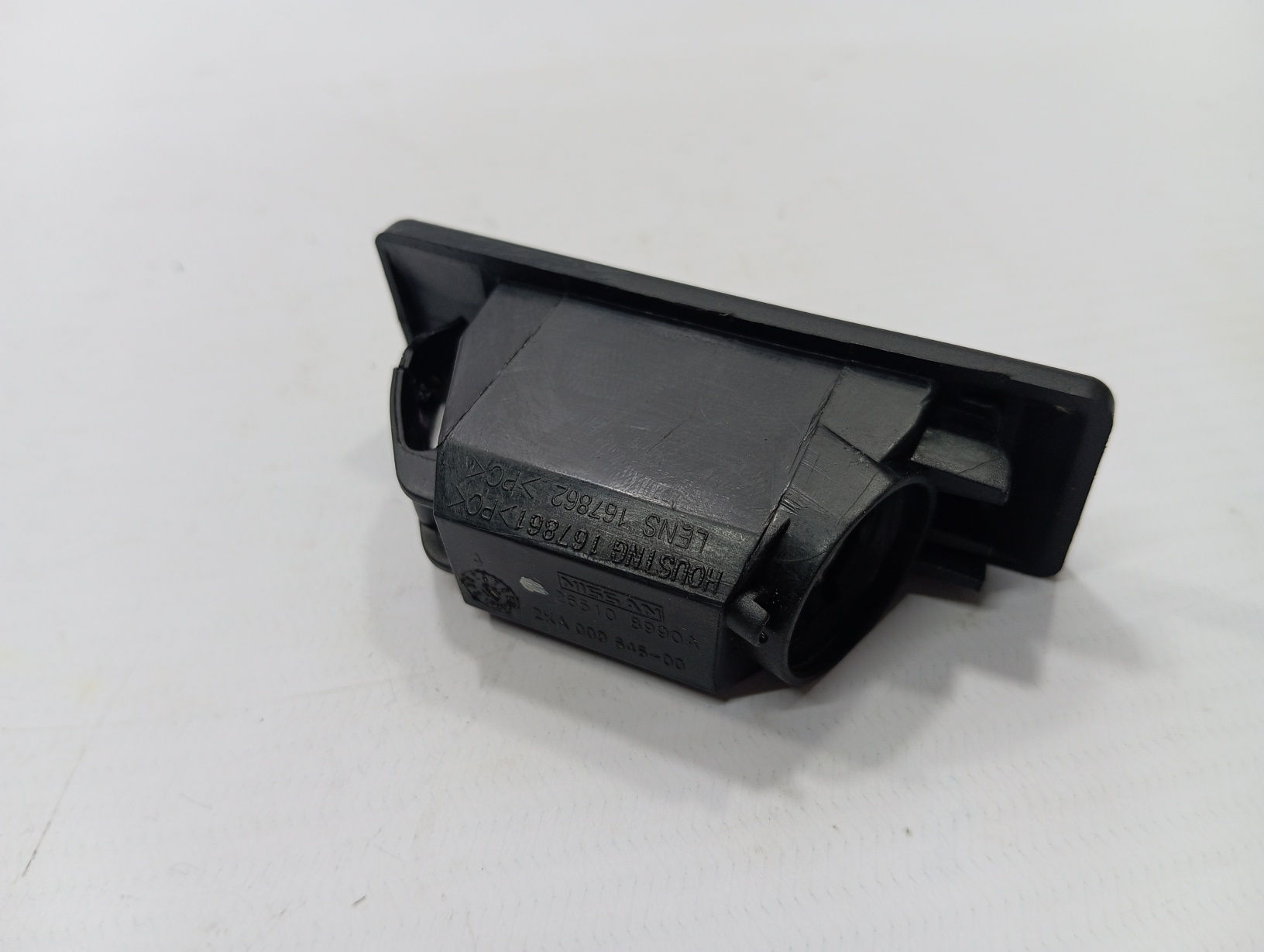 LUZ ILUMINAÇÃO TAMPA TRASEIRA PLACA NISSAN VERSA 2018 - Geober Auto Peças