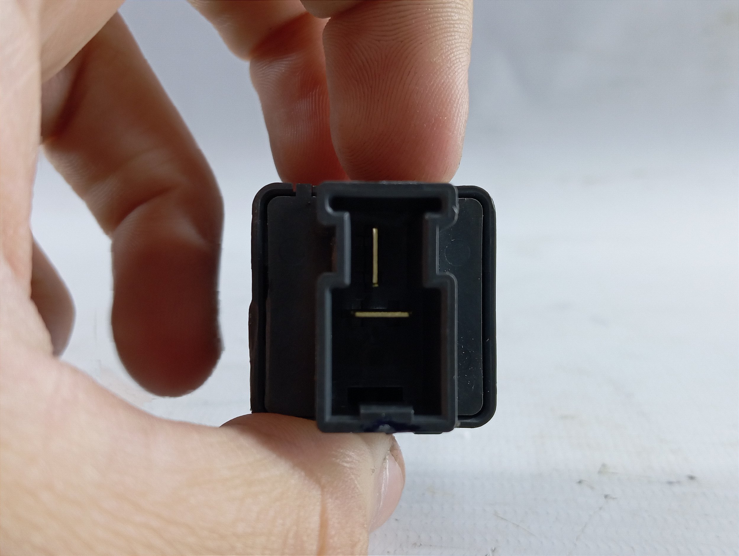 RELE SENSOR 24330C9900 NISSAN KICKS 2025 - Geober Auto Peças