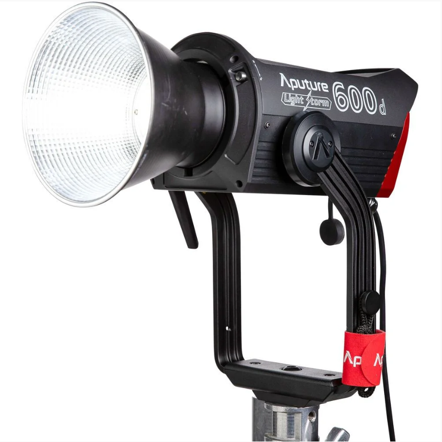 Aputure LS 600d PRO Daylight LED (V-Mount) - Loja dos Marios - Equipamentos de Foto, Vídeo e Cinema