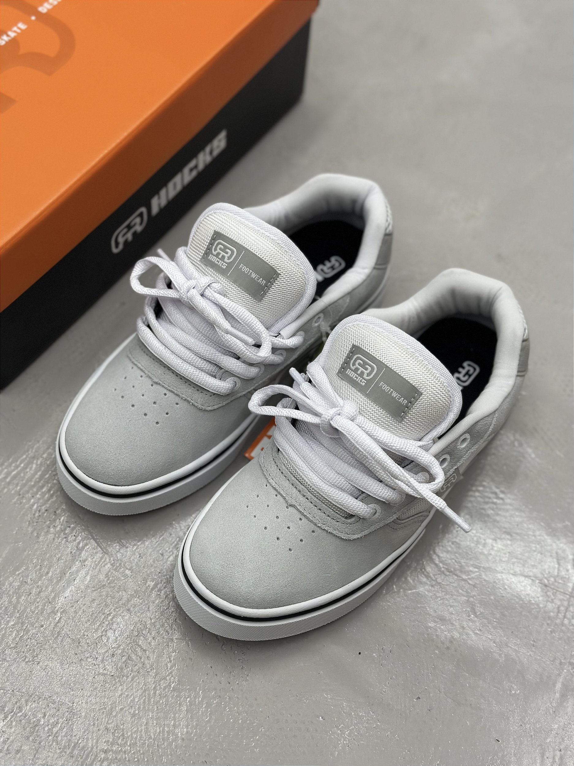 HOCKS FLAT LITE (ice/refletivo) - Corre de Rua