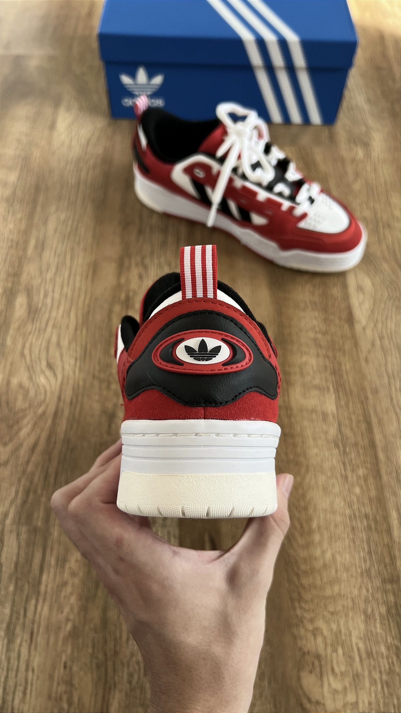 ADIDAS ADI2000 - Corre de Rua