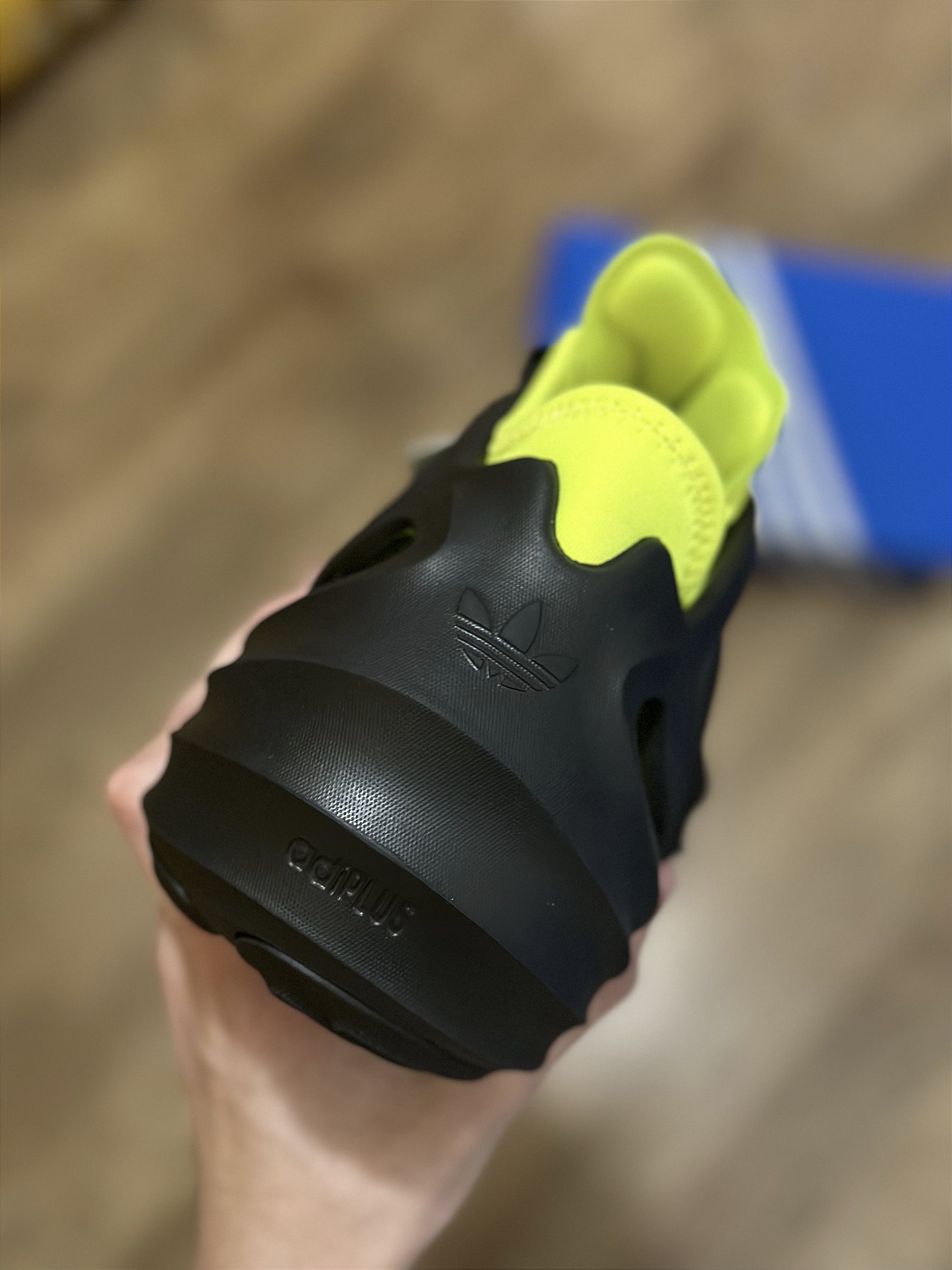 ADIDAS adiFOM Q - Corre de Rua