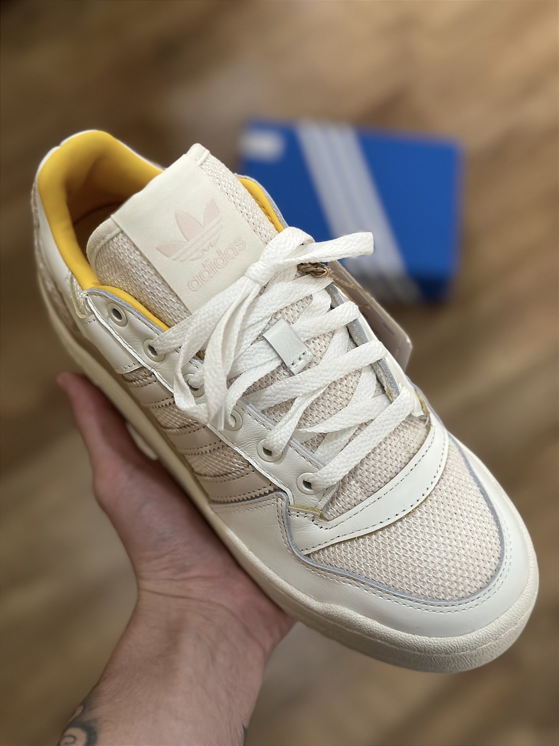 ADIDAS FORUM BOLD STRIPES - Corre de Rua