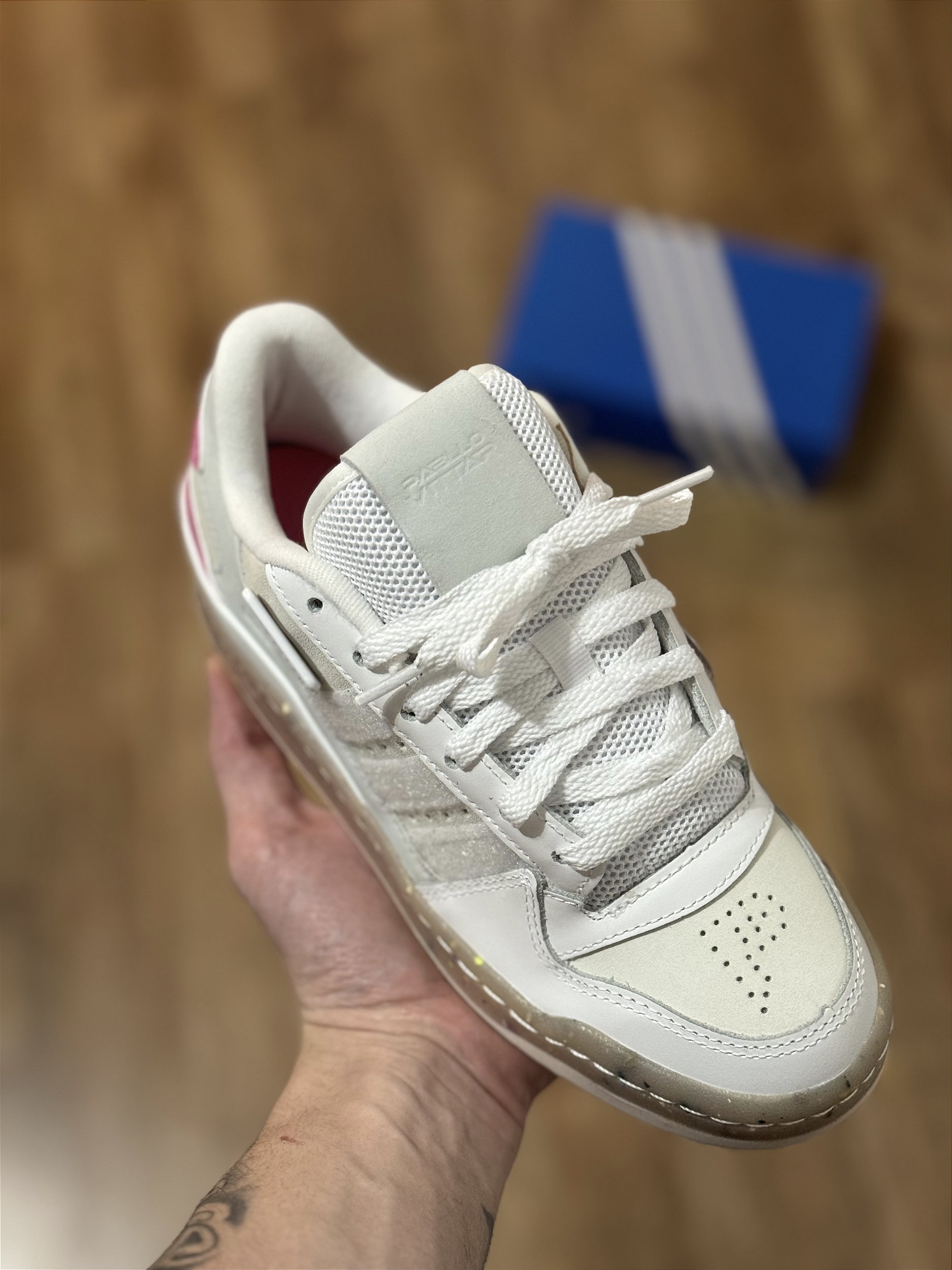ADIDAS FORUM LOW x Pabllo Vittar - Corre de Rua