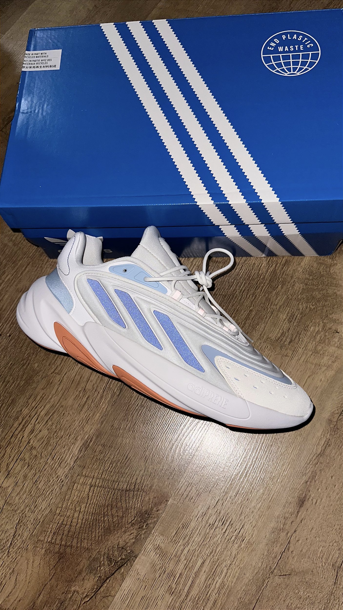 ADIDAS OZELIA - Corre de Rua