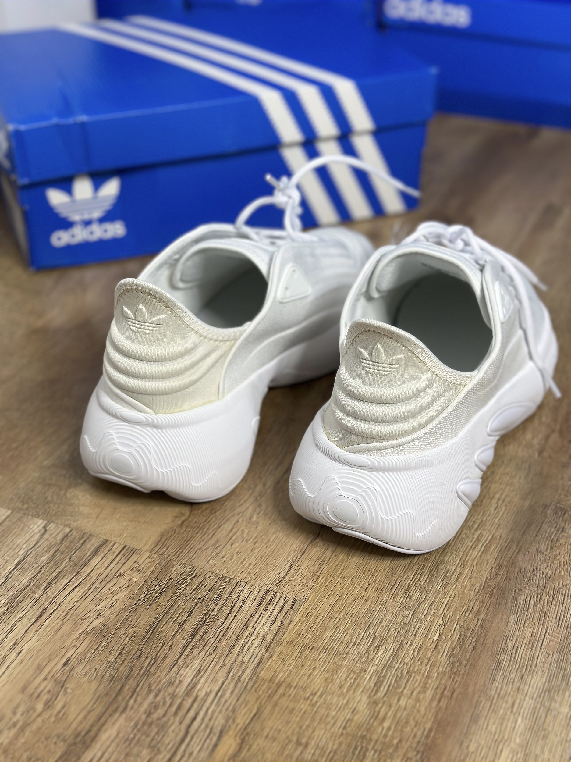 ADIDAS adiFOM (white) - Corre de Rua