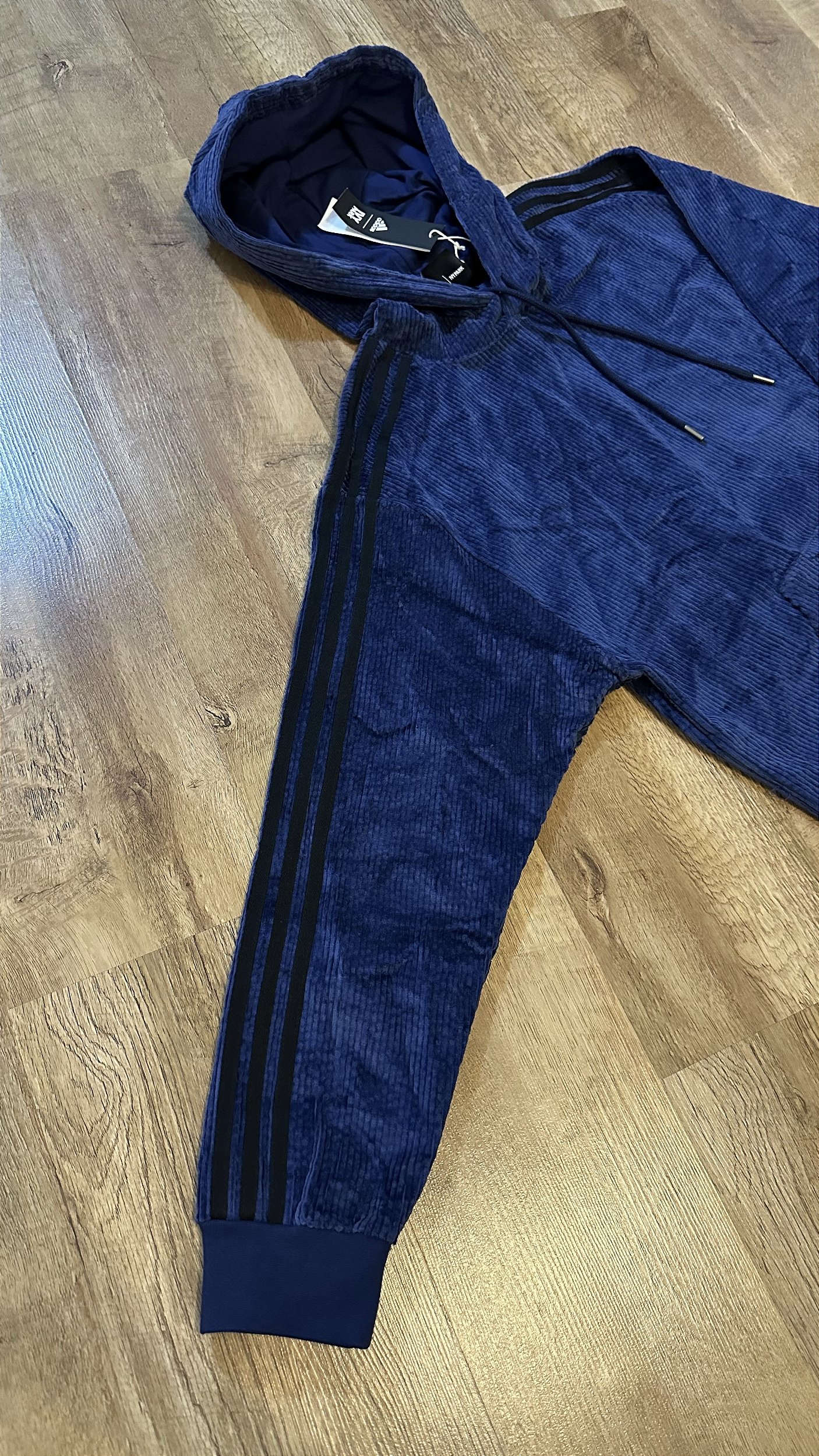 MOLETOM ADIDAS IVY PARK VELUDO (azul) CORTE GRANDE - Corre de Rua