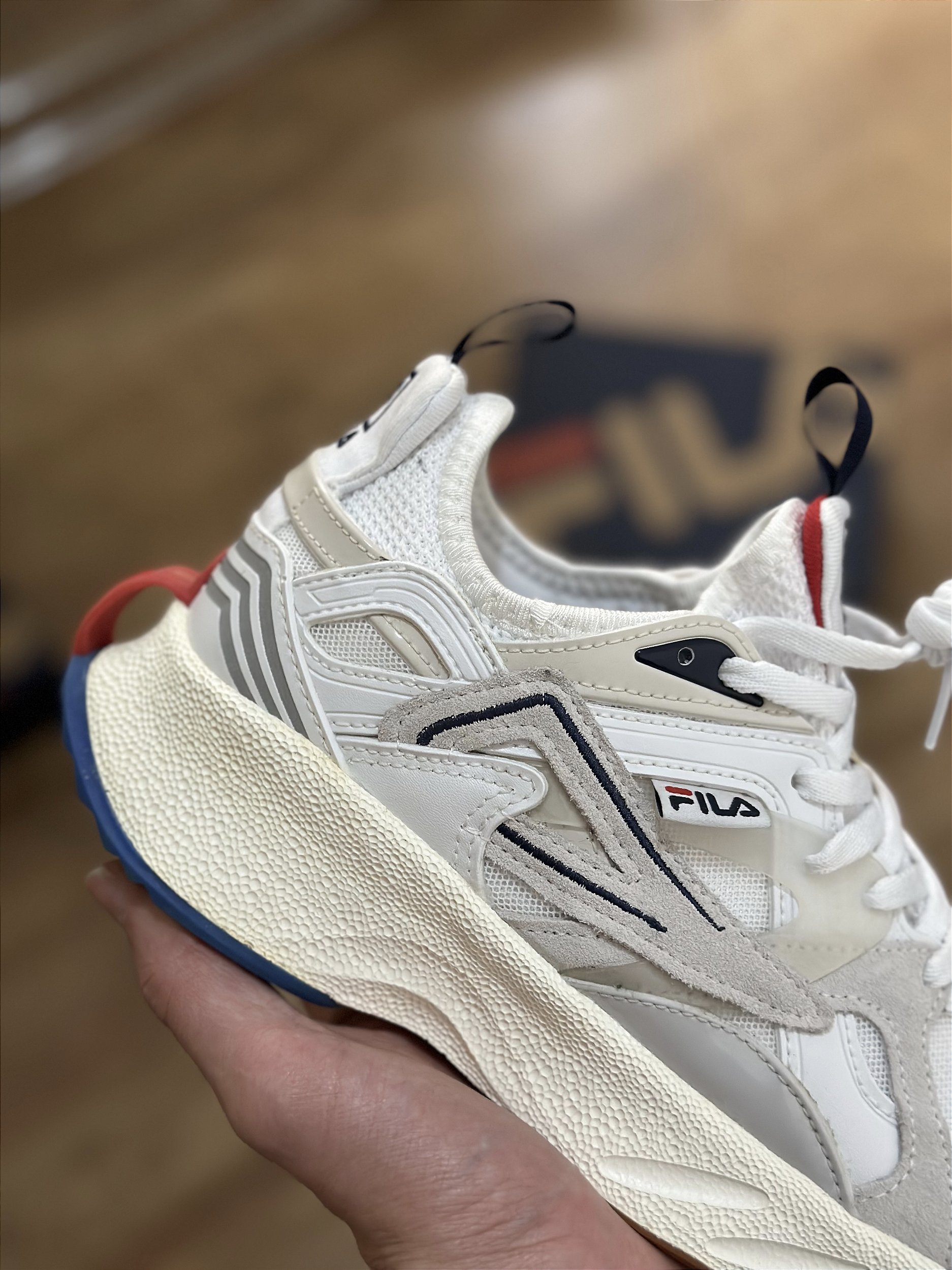 FILA FLOAT HALL (white/red) - Corre de Rua