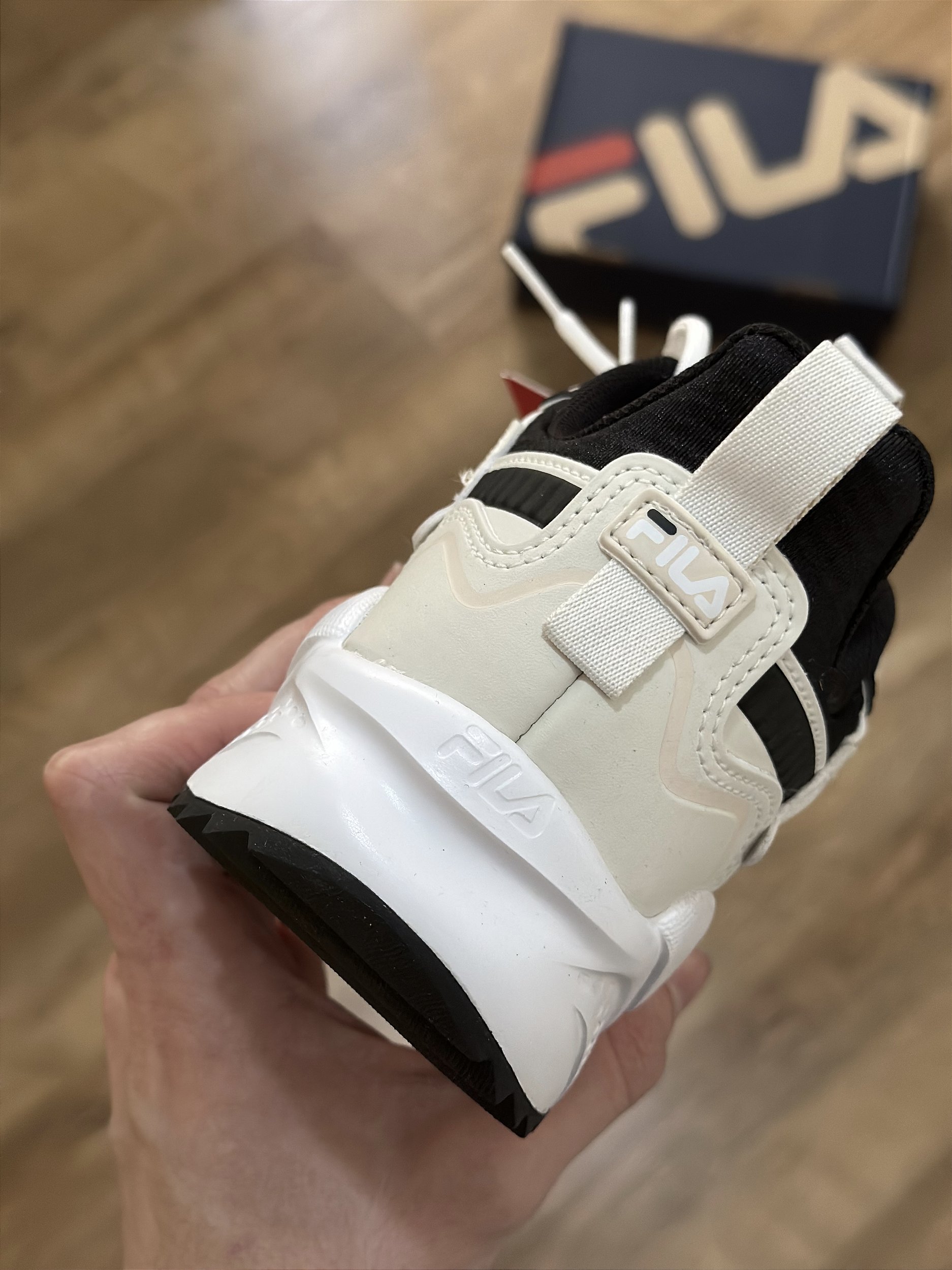 FILA VENTURE TRACER - Corre de Rua