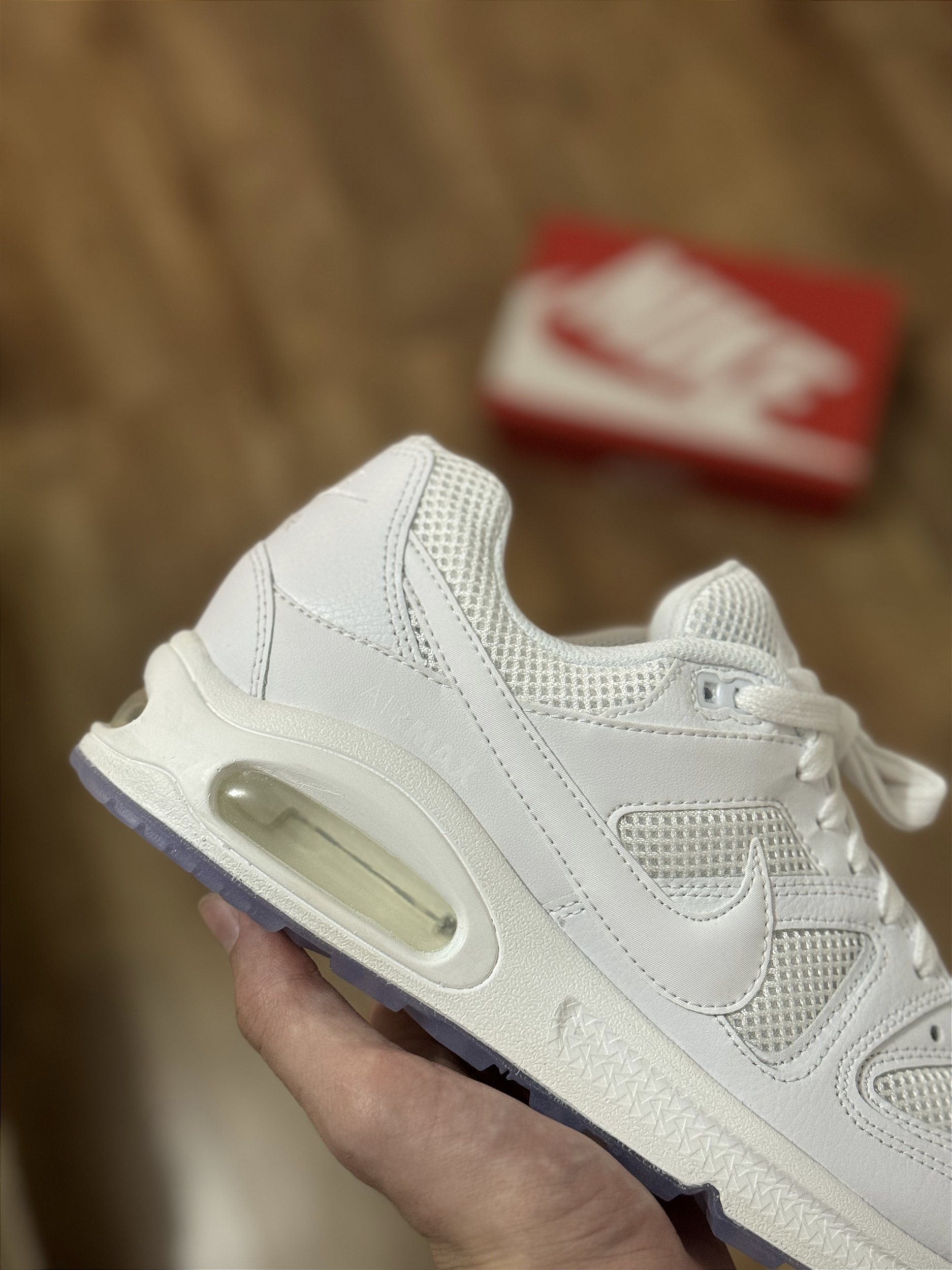 NIKE AIR MAX COMMAND (white/white) - Corre de Rua