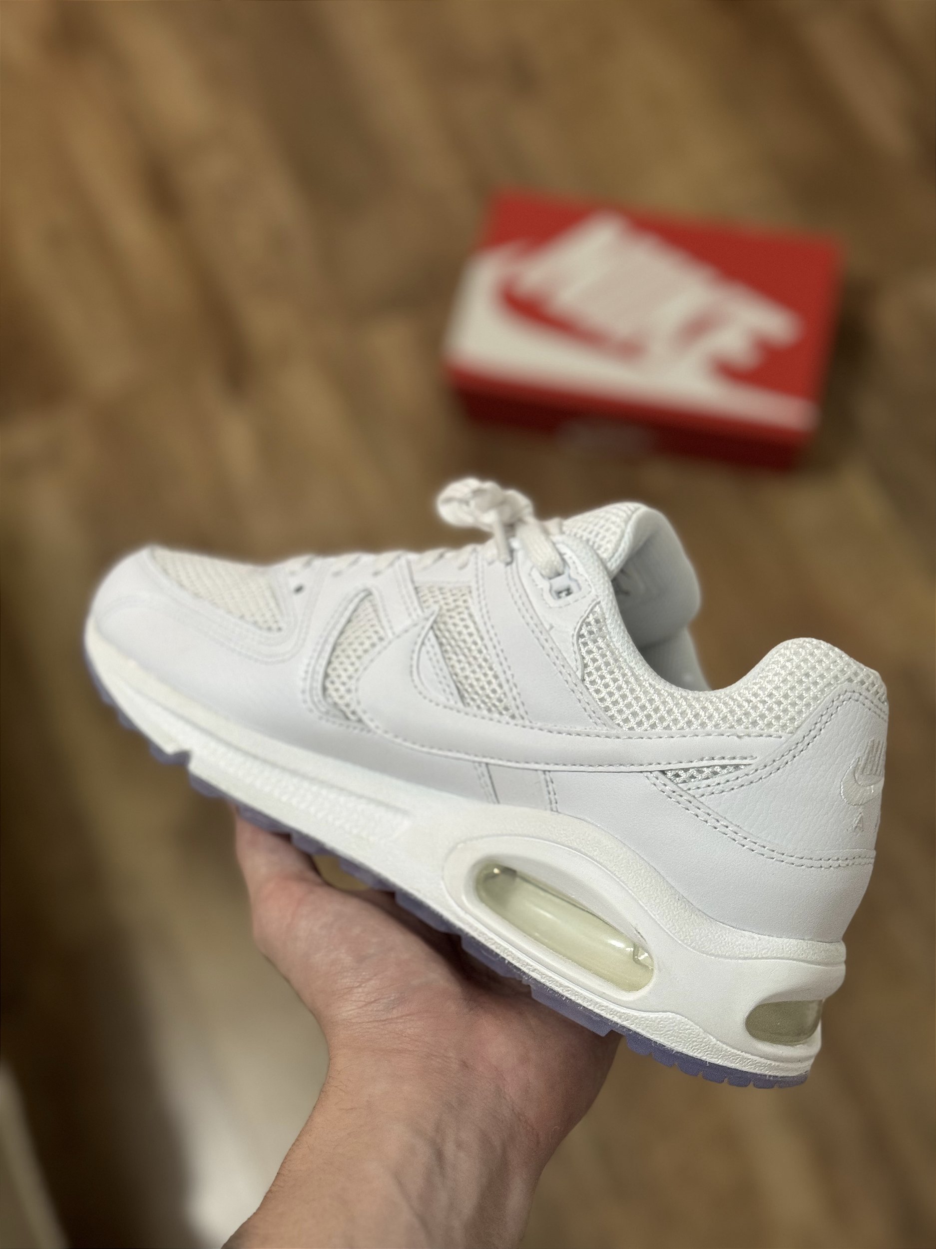 NIKE AIR MAX COMMAND (white/white) - Corre de Rua