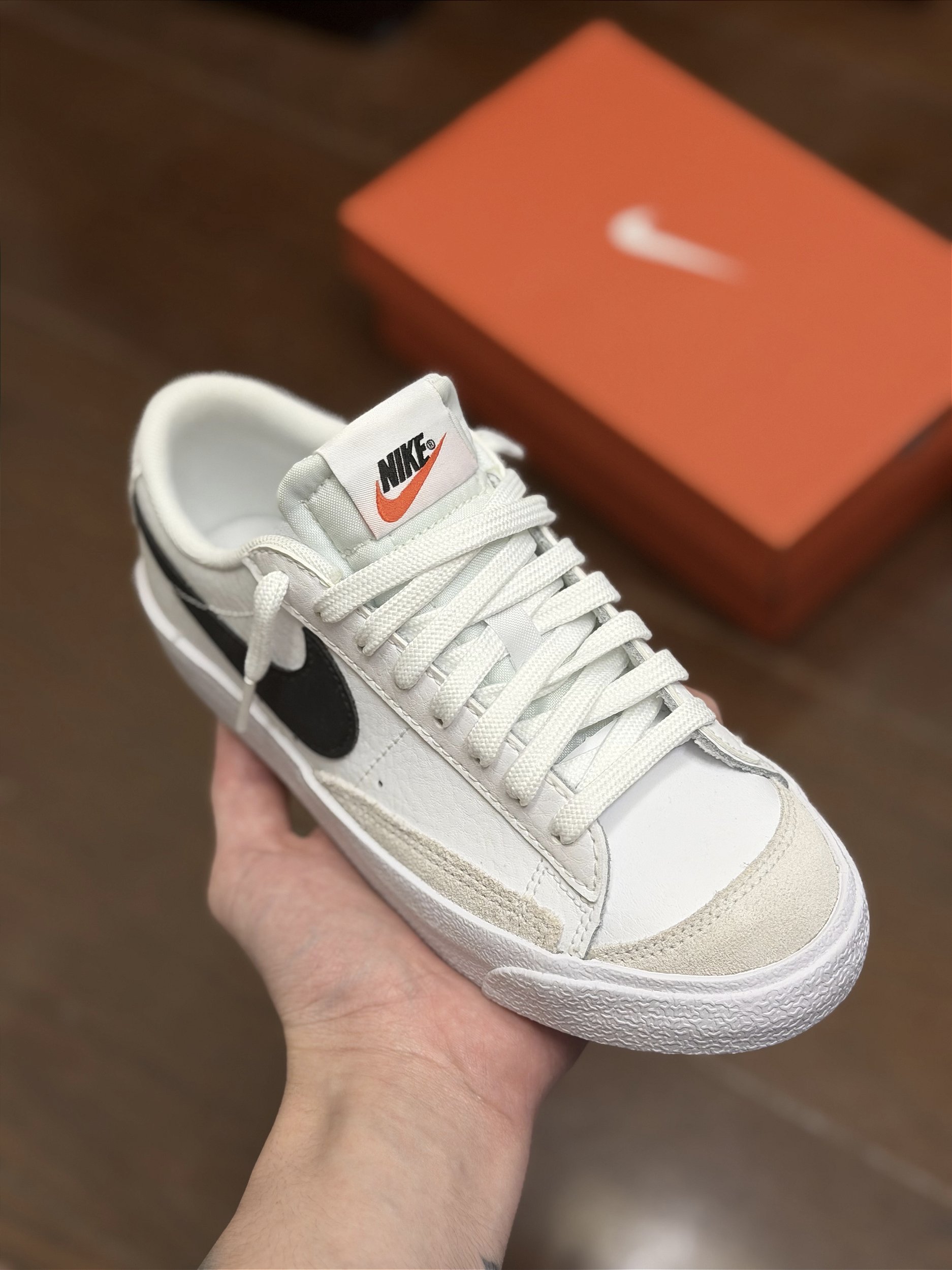 NIKE BLAZER LOW ‘77 (GS) “white/black” - Corre de Rua