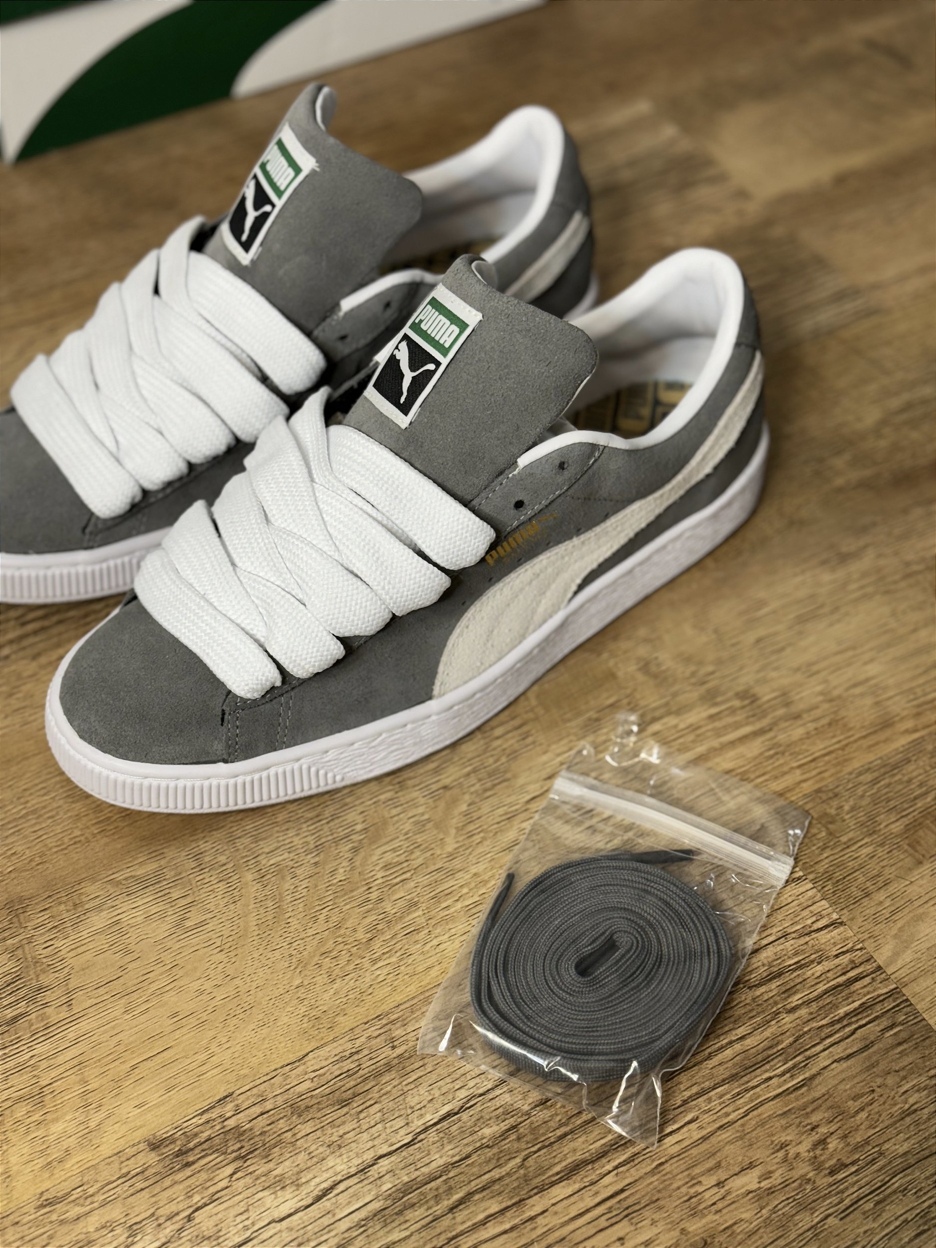 PUMA SUEDE XXI (cinza) + FAT LACE - Corre de Rua