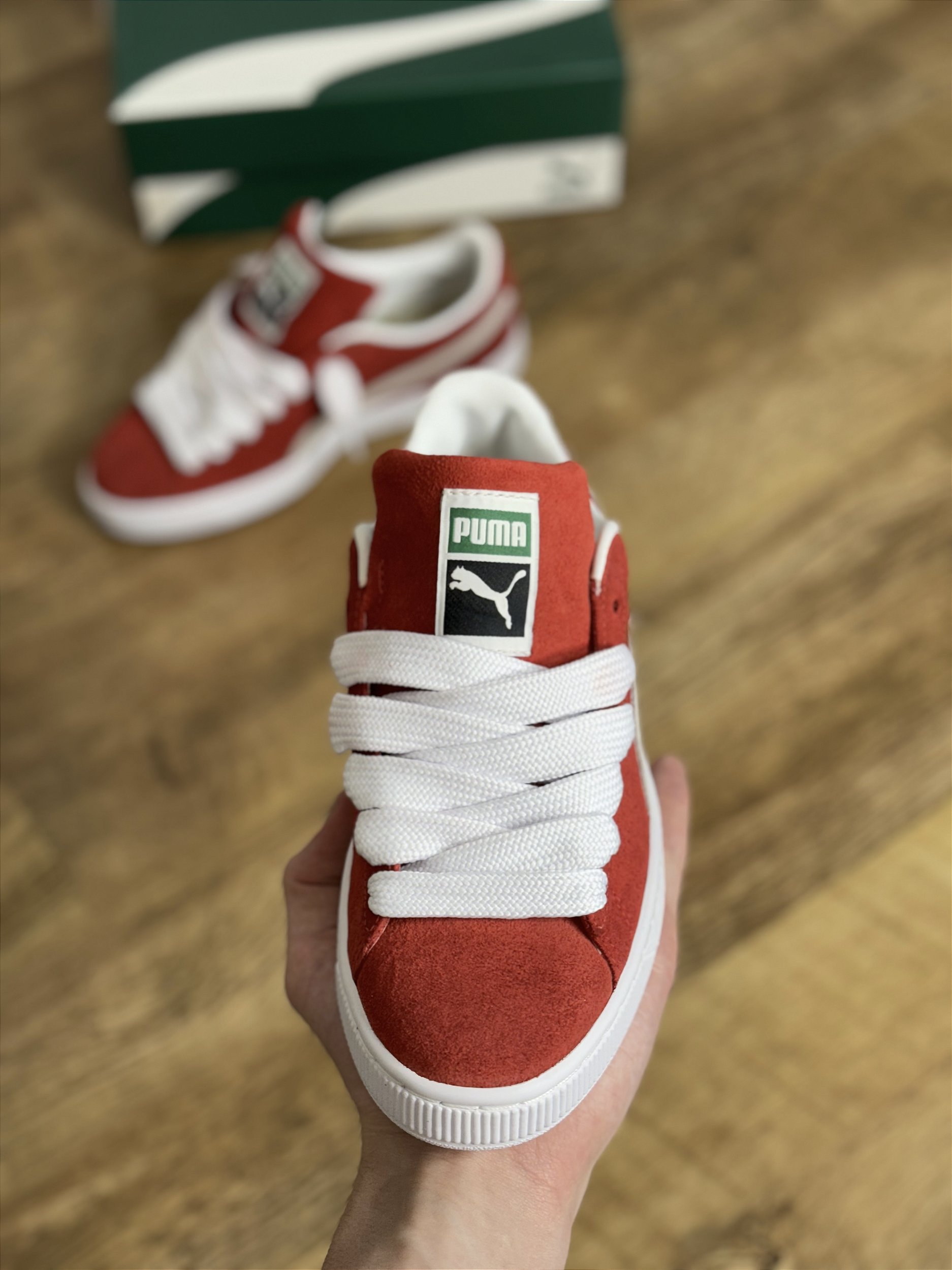 PUMA SUEDE XXI VERMELHO + FAT LACE - Corre de Rua
