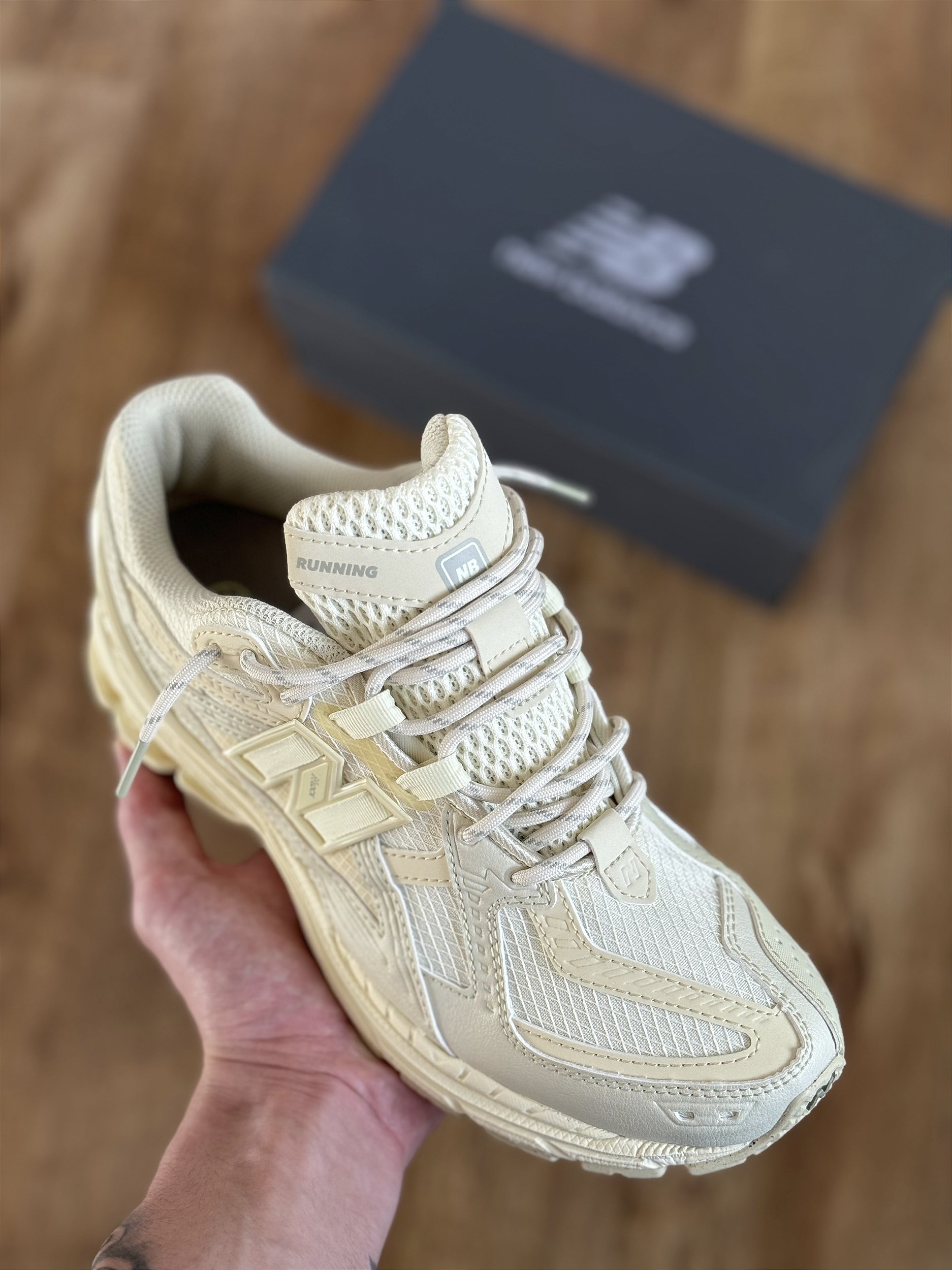 NEW BALANCE 1906N (bege) - Corre de Rua