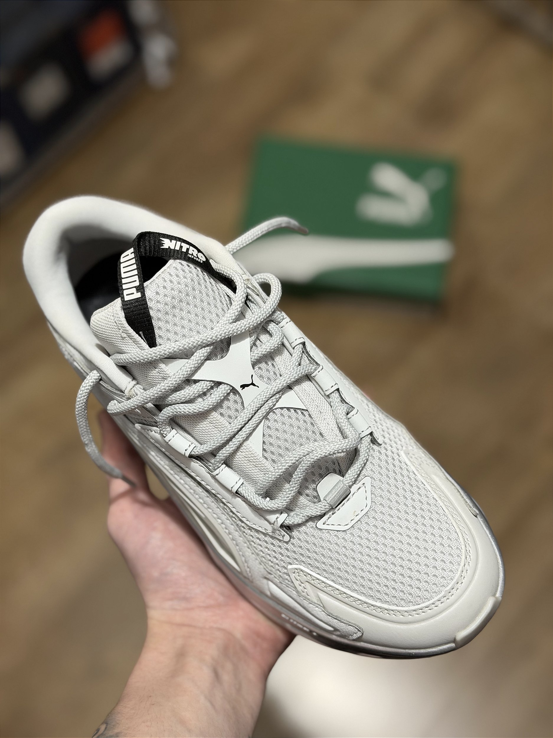 PUMA EXOTEK NITRO (prata) - Corre de Rua