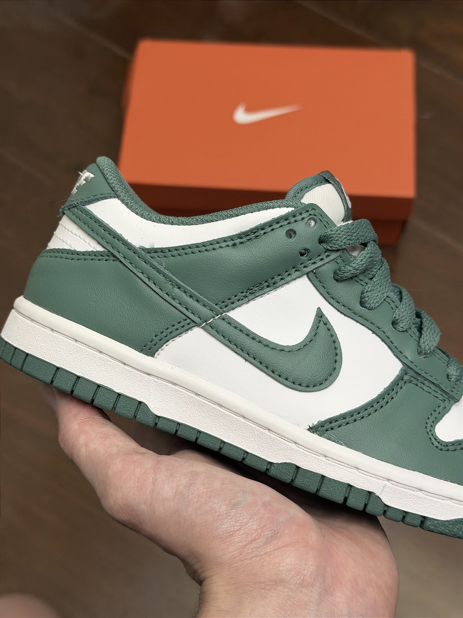 NIKE DUNK LOW BG (White/bicoastal) - Corre de Rua