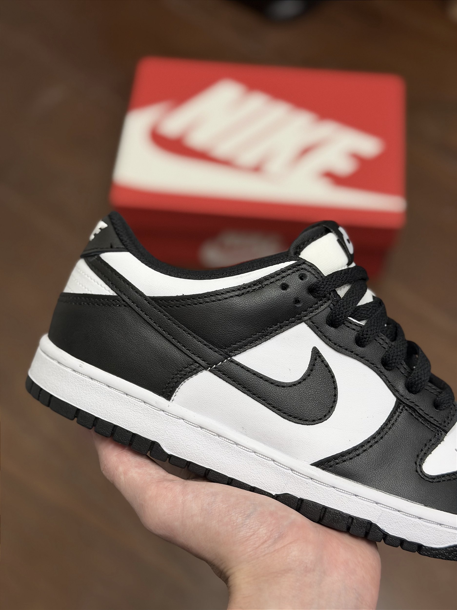 NIKE DUNK LOW GS (Panda) - Corre de Rua
