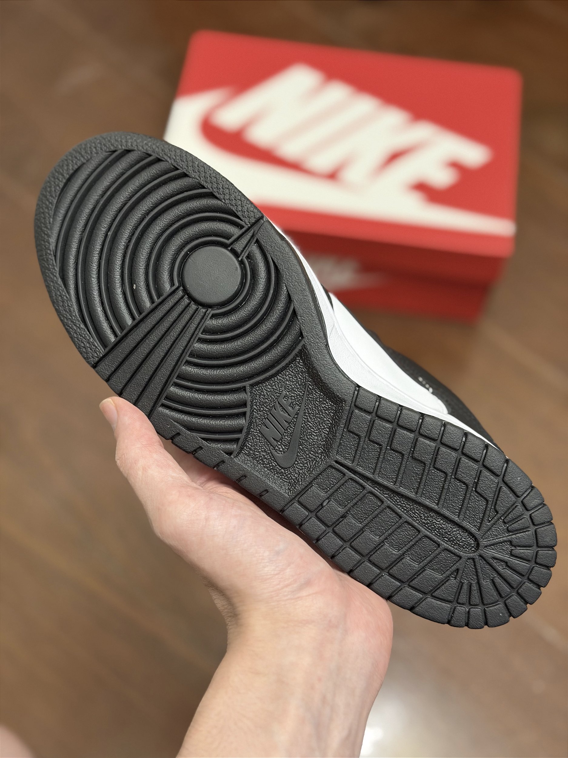 NIKE DUNK LOW GS (Panda) - Corre de Rua