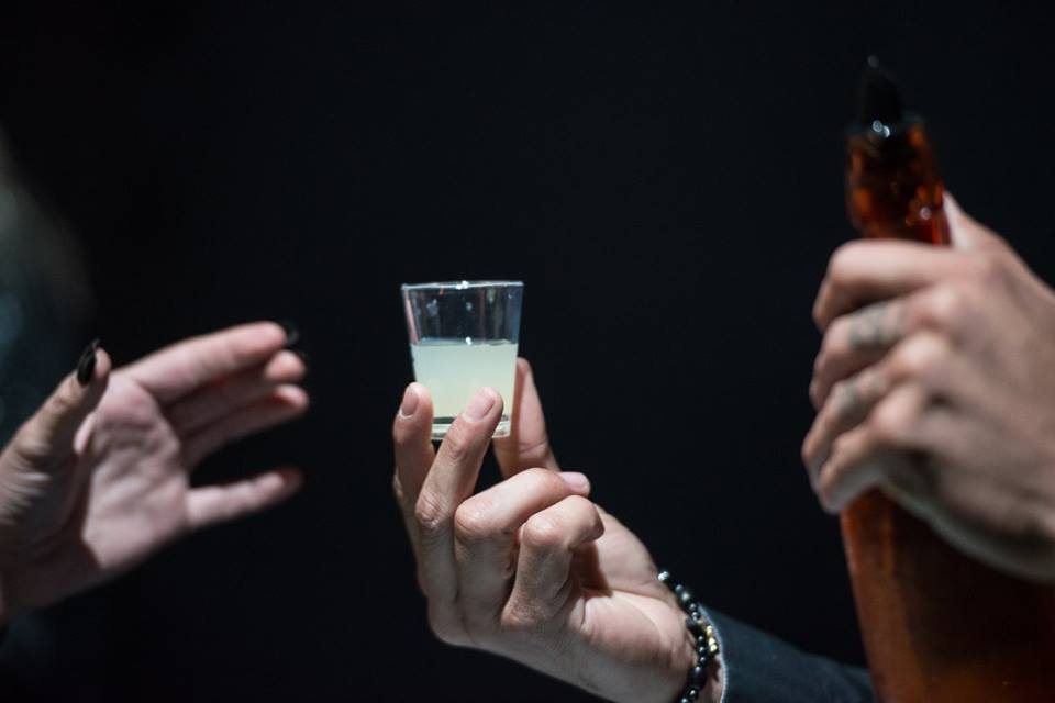 Copo ou Copinho de Shot Acrilico - KrystalON Copo Acrilico e Taça Gin ...