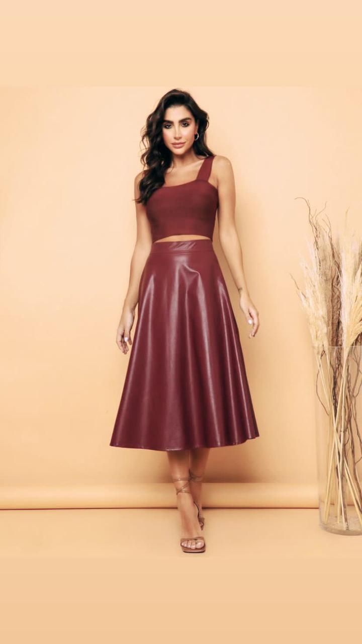 Saia midi em courino marsala - Madame Ninna - loja online de roupas ...