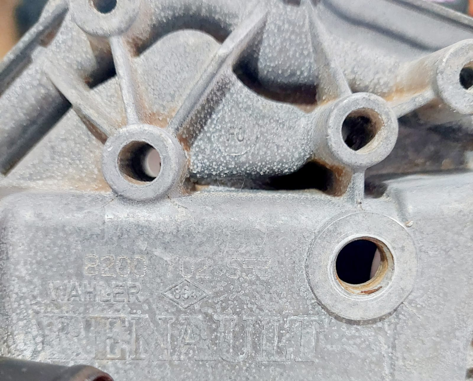 Carcaça Valvula Termostatica 8200702553 Logan Duster 1.6 16v - Ms Peças.