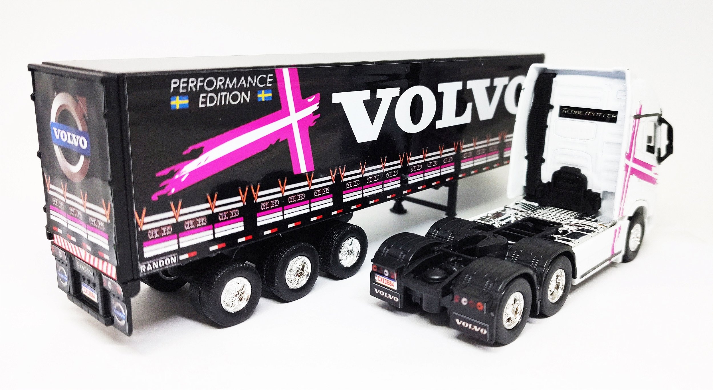 Miniatura Volvo Rosa - Fred Old Car - Vintage Store