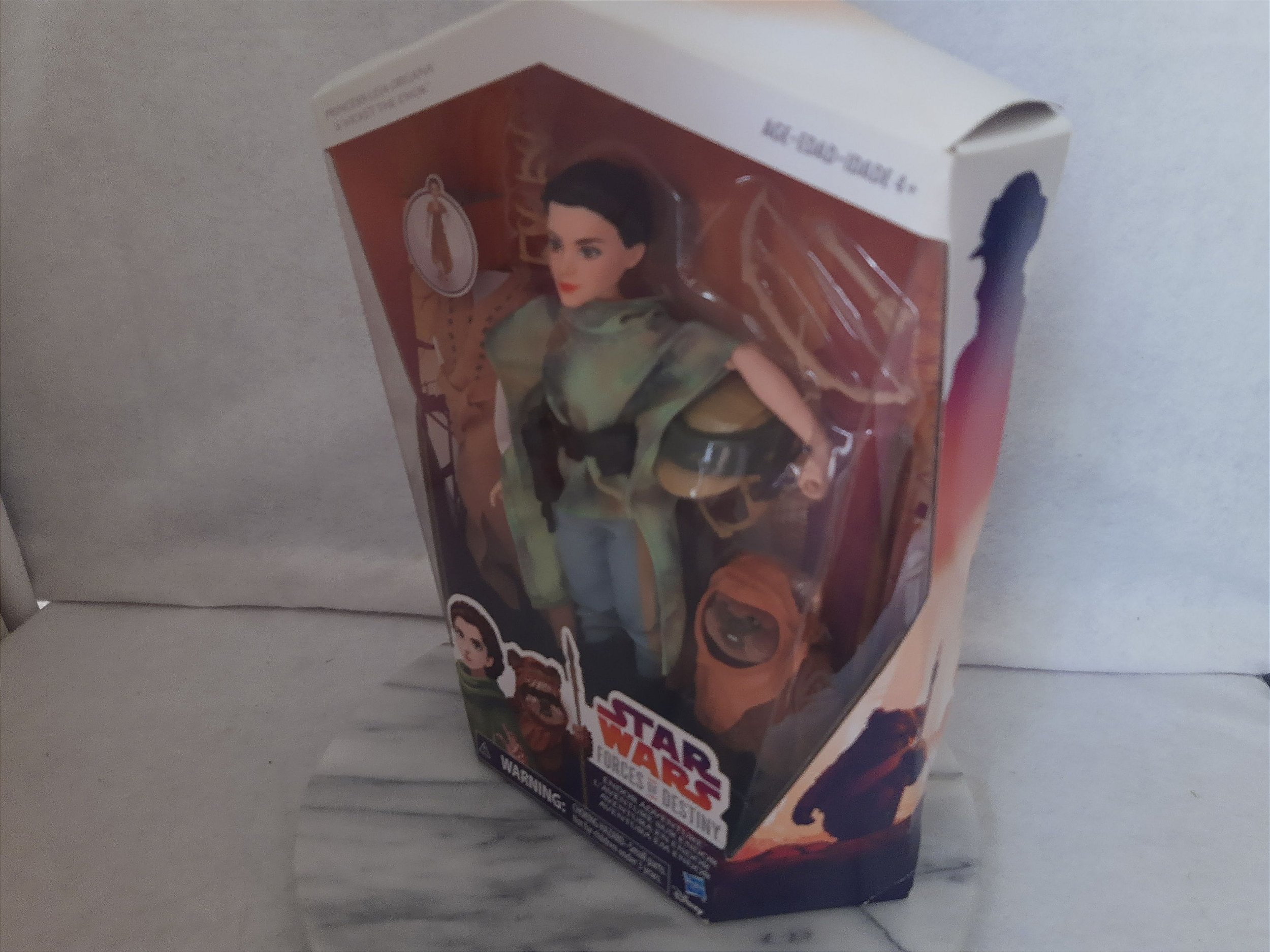 Boneca princesa Leia Organa e Ewoke , Star Wars, Forces of - Taffy Shop ...
